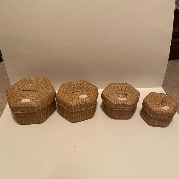 Accents | Vintage Hexagonal Woven Seagrass 4 Small Lidded Baskets ...